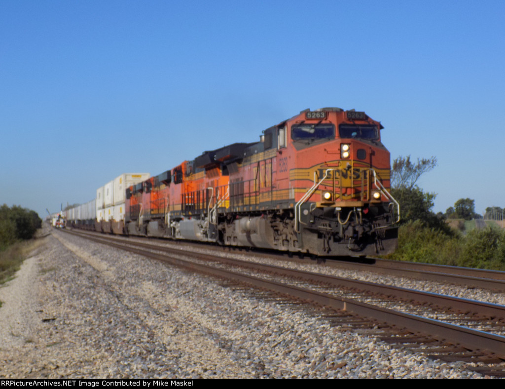 BNSF 5263